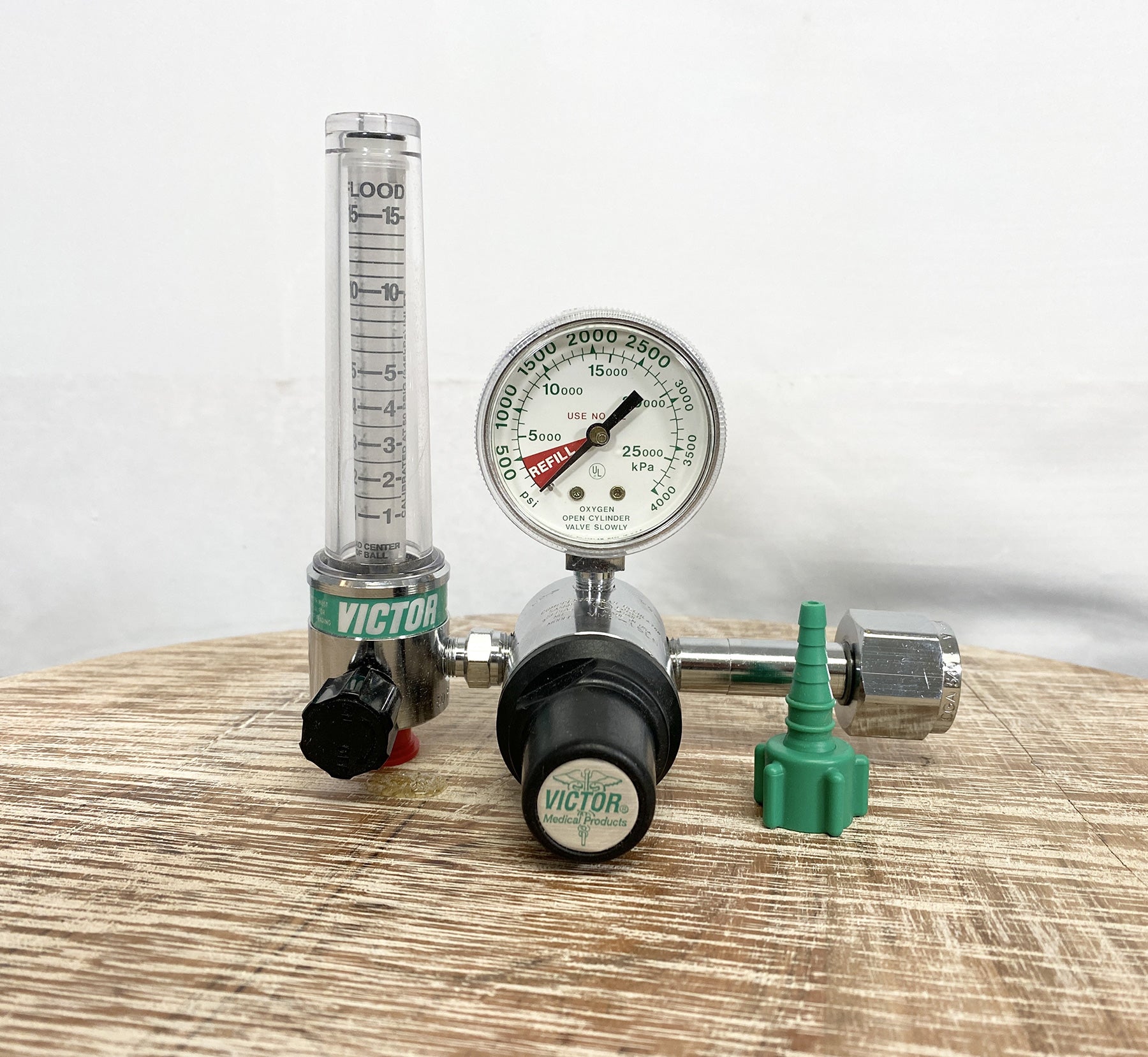 VICTOR Oxygen Regulator VMF-15LN 4000 PSI 25000 KPA – One Medical Stop