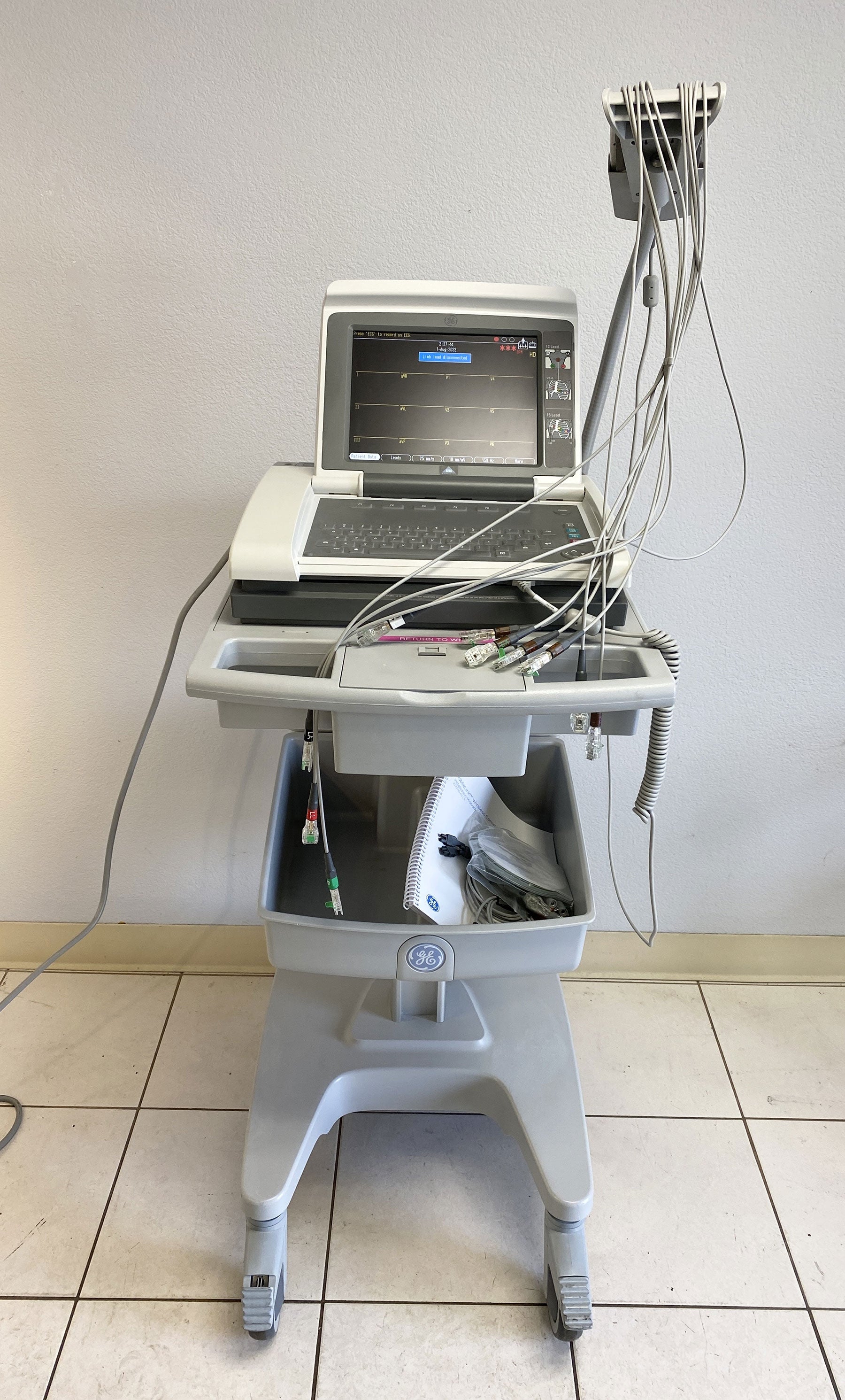 GE Mac 5500HD EKG Machine - One Medical Stop